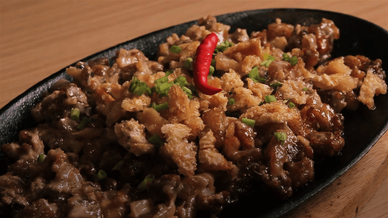 Manam s House Crispy Sisig Is One Of The Best In Manila