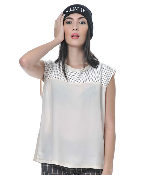 Barely There Tops To Wear With Your Denim Shorts