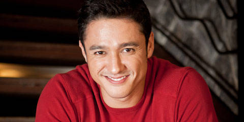 Cosmo Online Hunk Andrew Wolff: Passionate Date