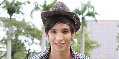 Cosmo Online Hunk Markki Stroem: Hot Cowboy In The City