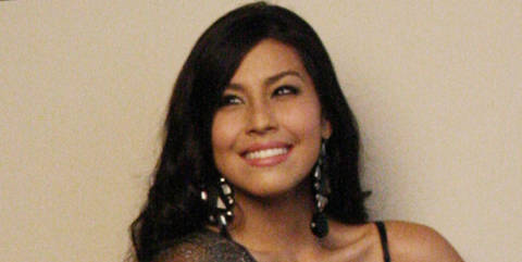 Frencheska Farr: Stellar Singer