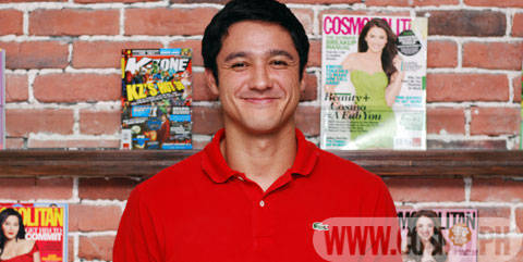 Andrew Wolff Chats With Cosmo Chicks!