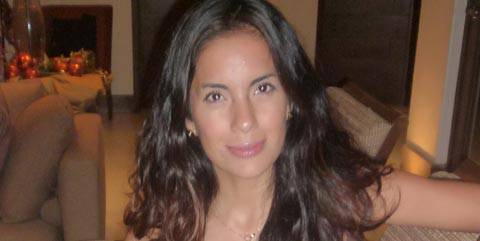 The Bare Essentials In Model Alex Escat's Shanghai Tang Clutch