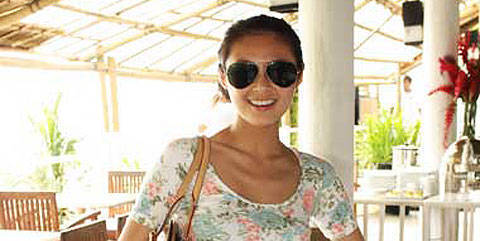 April 2011 Cover Girl SAM PINTO's Summer Travel Essentials