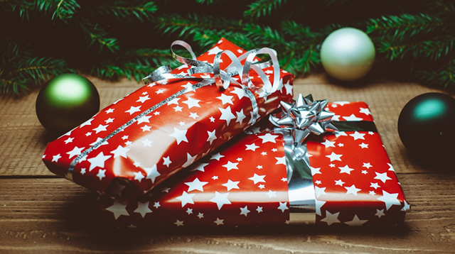Here's How To Be The Best Gift Giver Ever
