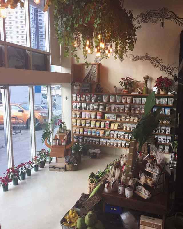 5 Lovely Stores That Bring Communities Together