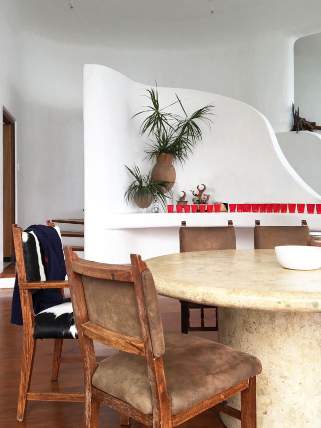 This Modern Rest House in Tagaytay Is Great for Big Get-Togethers ...