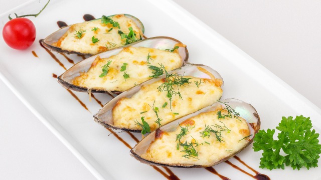 baked mussels with mayonnaise recipe