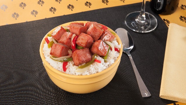 5 Recipes That Will Make You Fall in Love With SPAM All Over Again