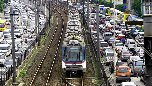 Tweets about the new EDSA traffic scheme