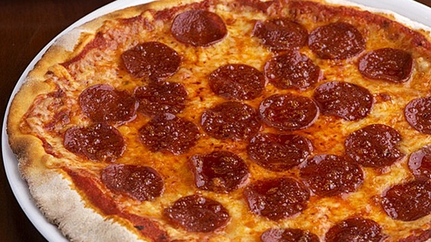 Pepperoni Pizzeria Is Having A Buy-one-get-one Pizza Deal | SPOT.ph