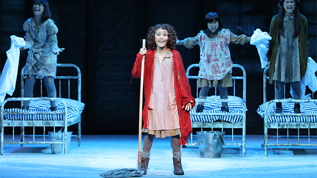 Theater Review of Annie the Musical