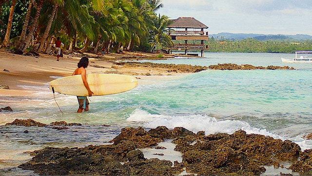 10 Pinoy Travelers You Should Follow on Instagram