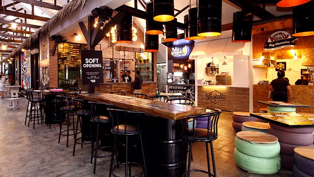 Grub Hub in Visayas Avenue, Quezon City