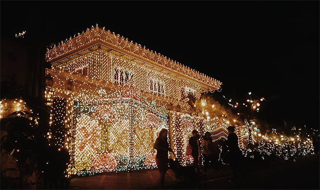 10 Cheery Christmas Sights to See Around Manila
