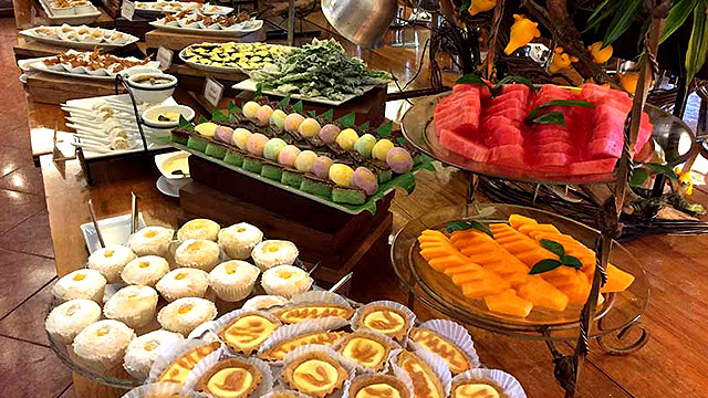 Buffet Hotel Rates for the Holidays