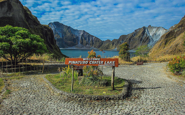 10 Beautiful Lakes in the Philippines with Fun Activities