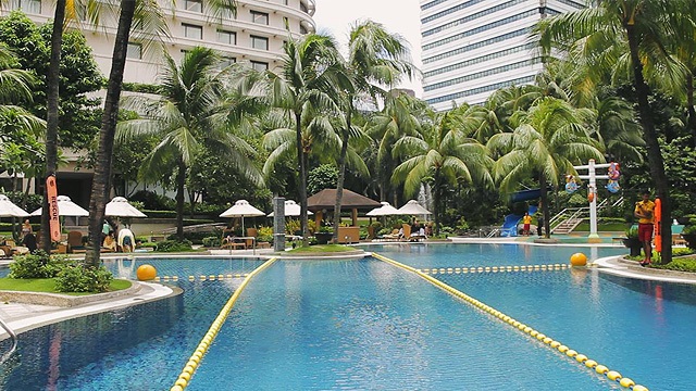 VIDEO: EDSA Shangri-La Swimming Pool, Gym, Spa