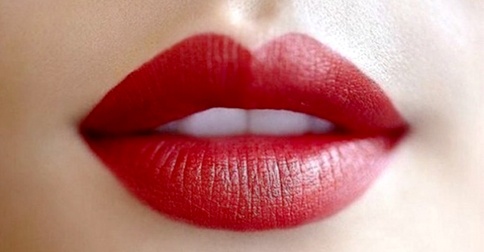 Fake it till you make it: This is how you can get a fuller-looking pout
