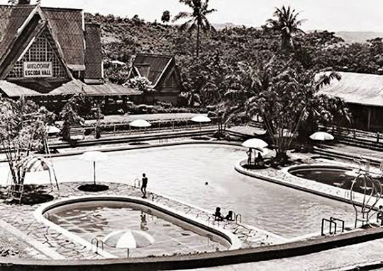 Vintage Photos of Plazas and Parks in Manila
