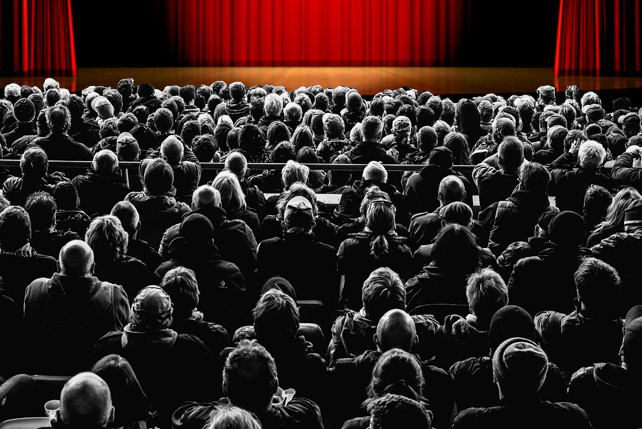10 Kinds of People at the Theater
