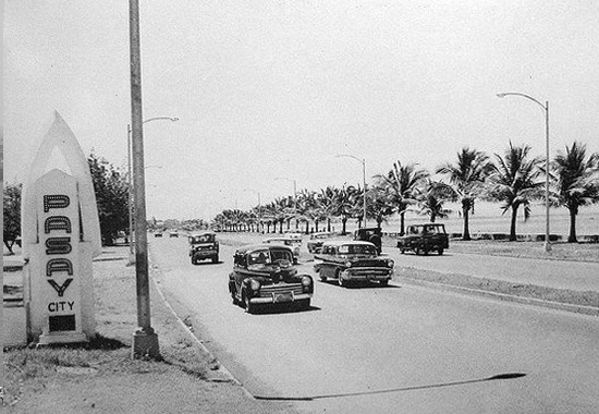 Vintage Photos of the Streets of Manila