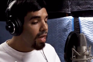 Watch Drake sing "Let It Go" as Manny Pacquiao