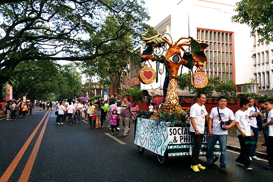 Live Blog: Scenes from the UP Lantern Parade 2014