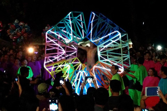 Live Blog: Scenes from the UP Lantern Parade 2014