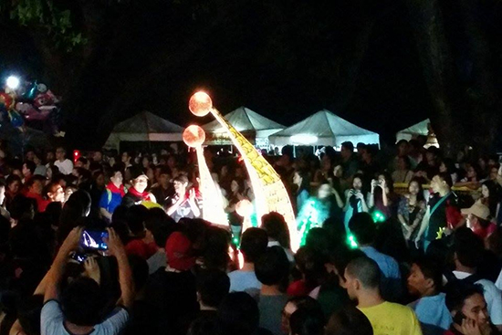Live Blog: Scenes from the UP Lantern Parade 2014