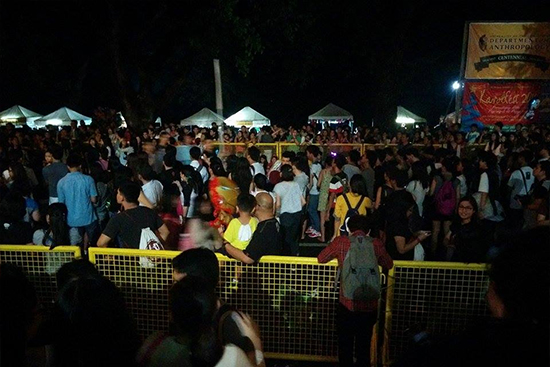 Live Blog: Scenes from the UP Lantern Parade 2014