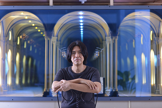 Artist Profile: Mark Justiniani takes you to a fascinating abyss